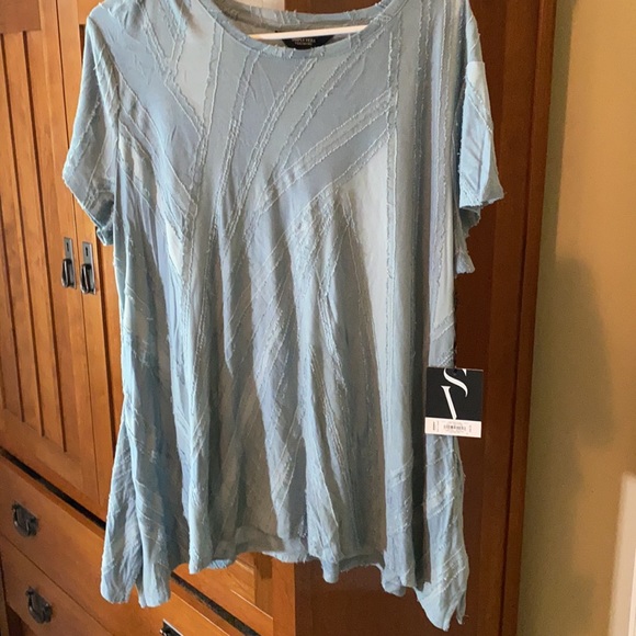 Simply Vera Vera Wang | Tops | Nwt Simply Vera Vera Wang Top Womens Xl ...
